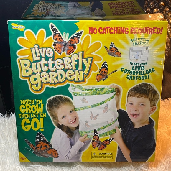Insect Love | Other | Live Butterfly Garden | Poshmark